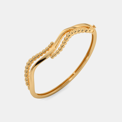 The Goldenna Oval Bangle | BlueStone.com